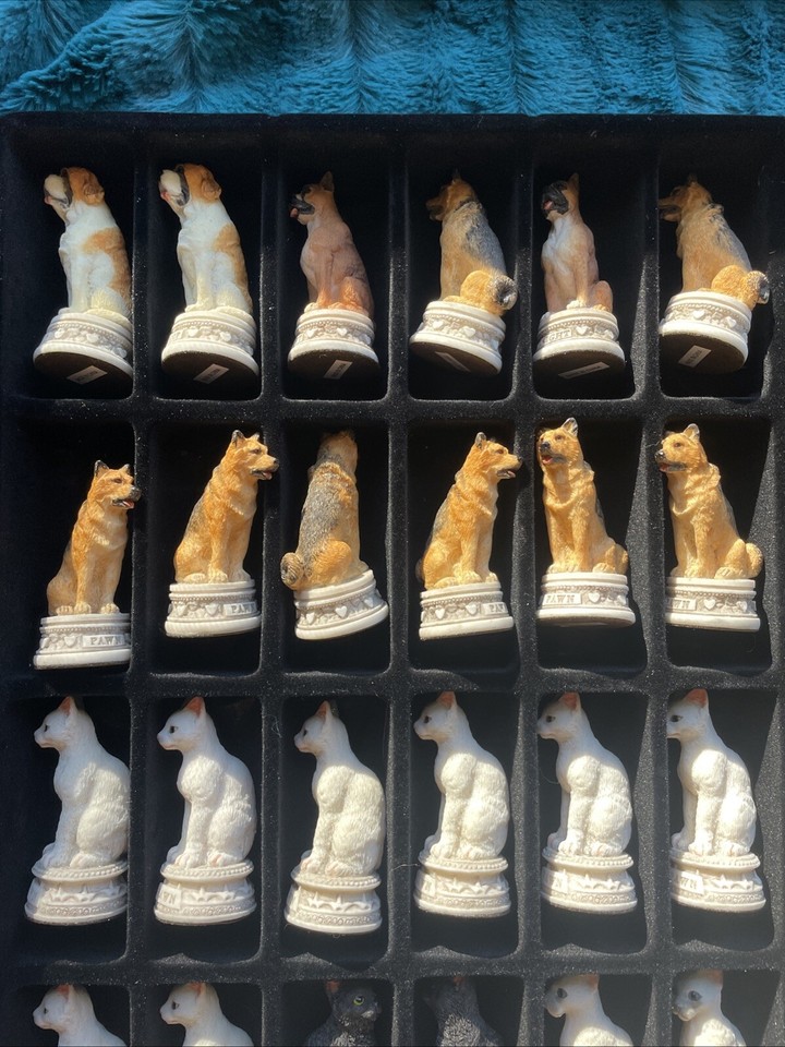 NOS The Chessmen Collection Cat & Dog Chess Set Figures No Board Hand ...