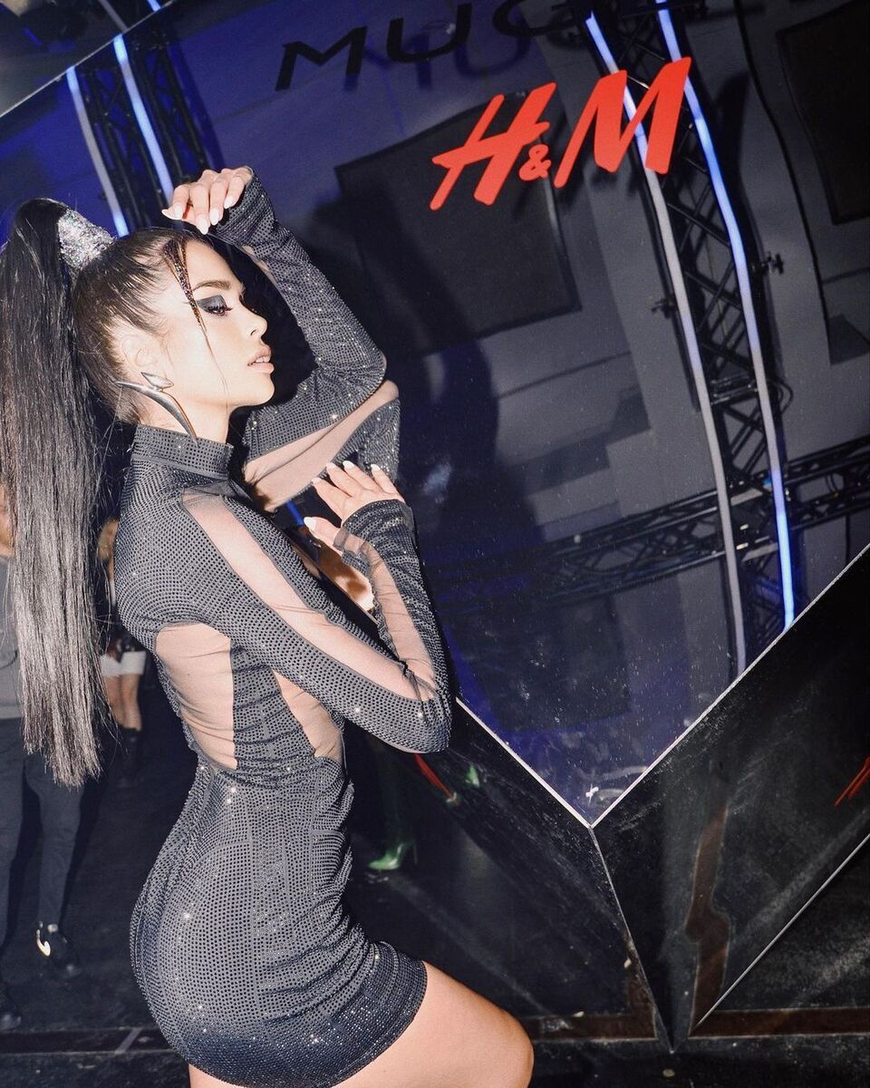 Mugler X H&M HM Spiral Panel Mini Dress Rhinestones Black 4 Mugler X H&M HM Spiral Panel Mini Dress Rhinestones Black 4