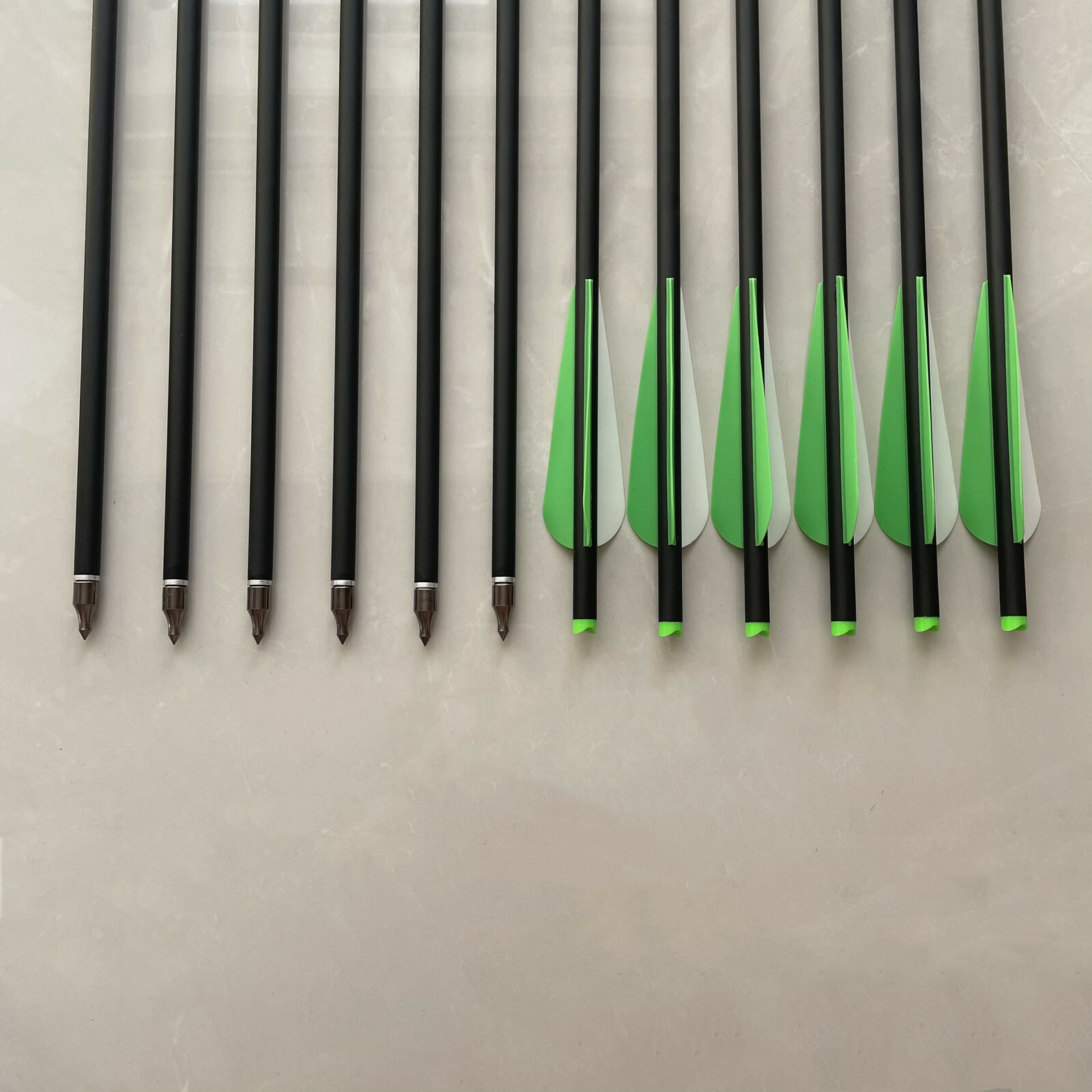 20 inch Archery Hunting Carbon Crossbow Bolts Half Moon Nock OD 8.8mm ...