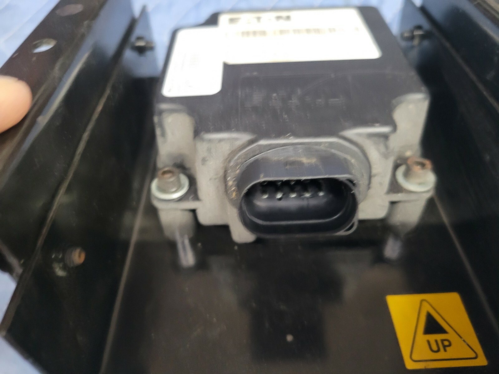 3671359c3 International Eaton Bendix VORAD Forward Looking Radar ...