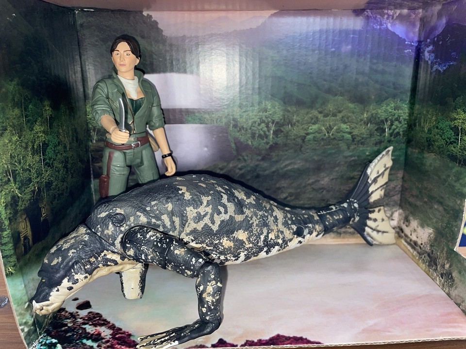 Primeval figures HELEN CUTTER & MER CREATURE (missing Leg) See Photo ...