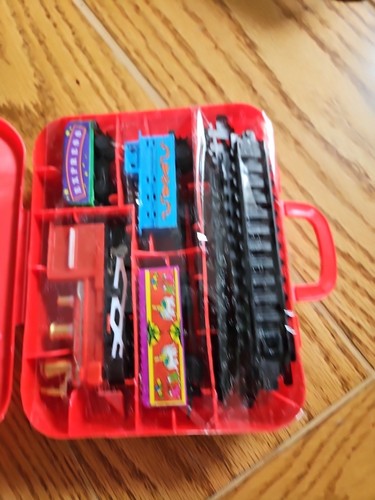 Small Battery Operated Classic Train Set Xie Sheng Toys So Small Micro ...