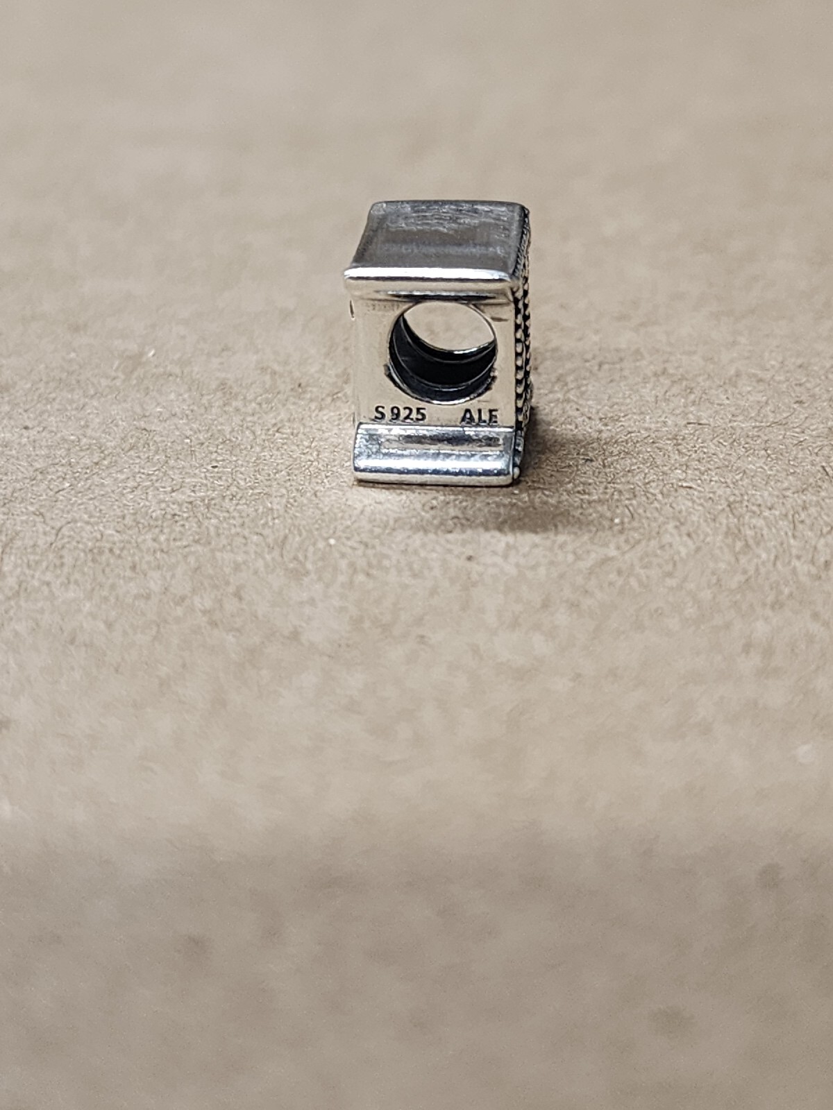 AUTHENTIC PANDORA SPARLING GEMINI ZODIAC CHARM #798428C01 | eBay