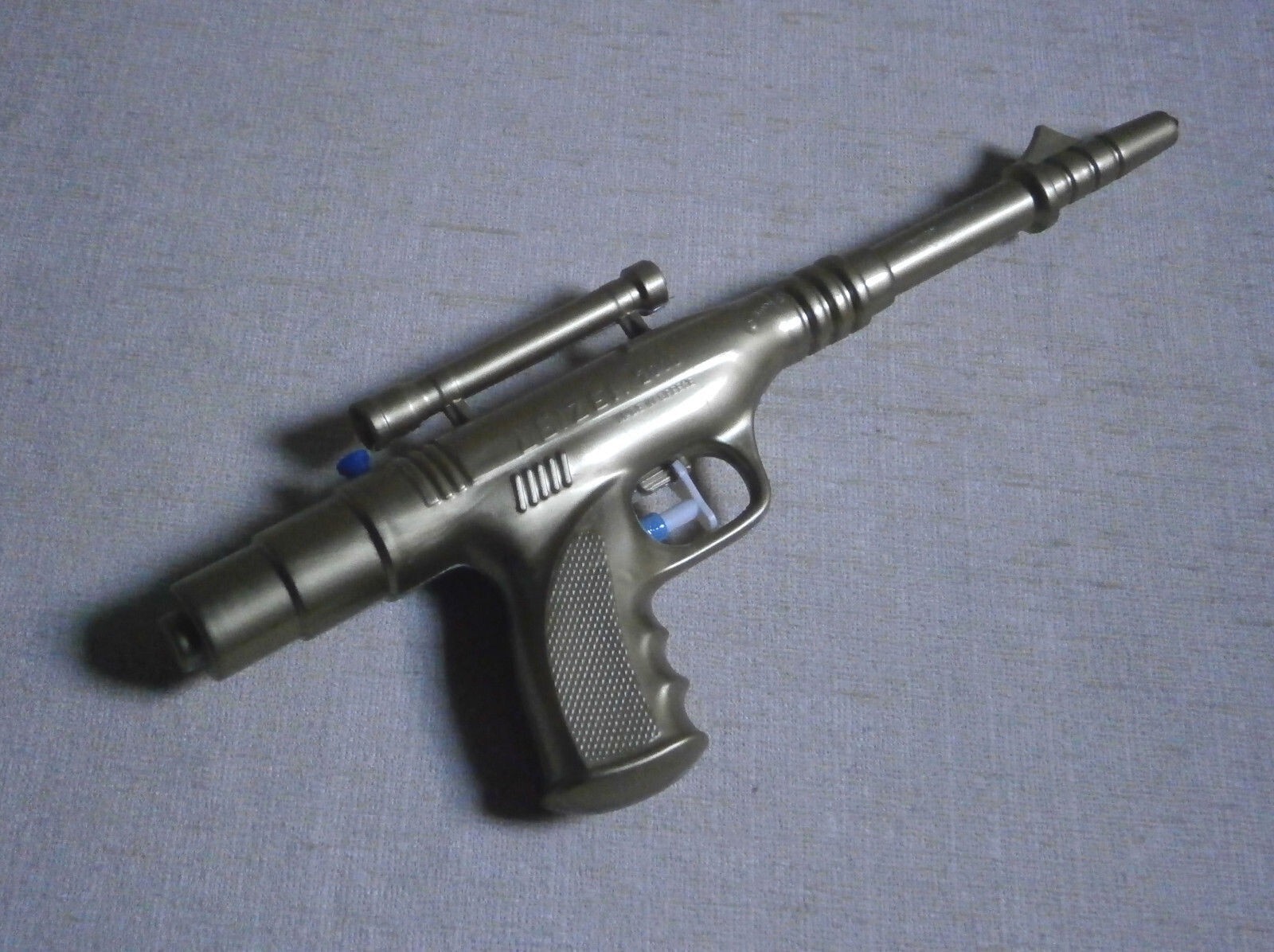 LEIZER 2000 SPACE WATER TOY GUN New Plastic Gold Red Yellow Greek ...