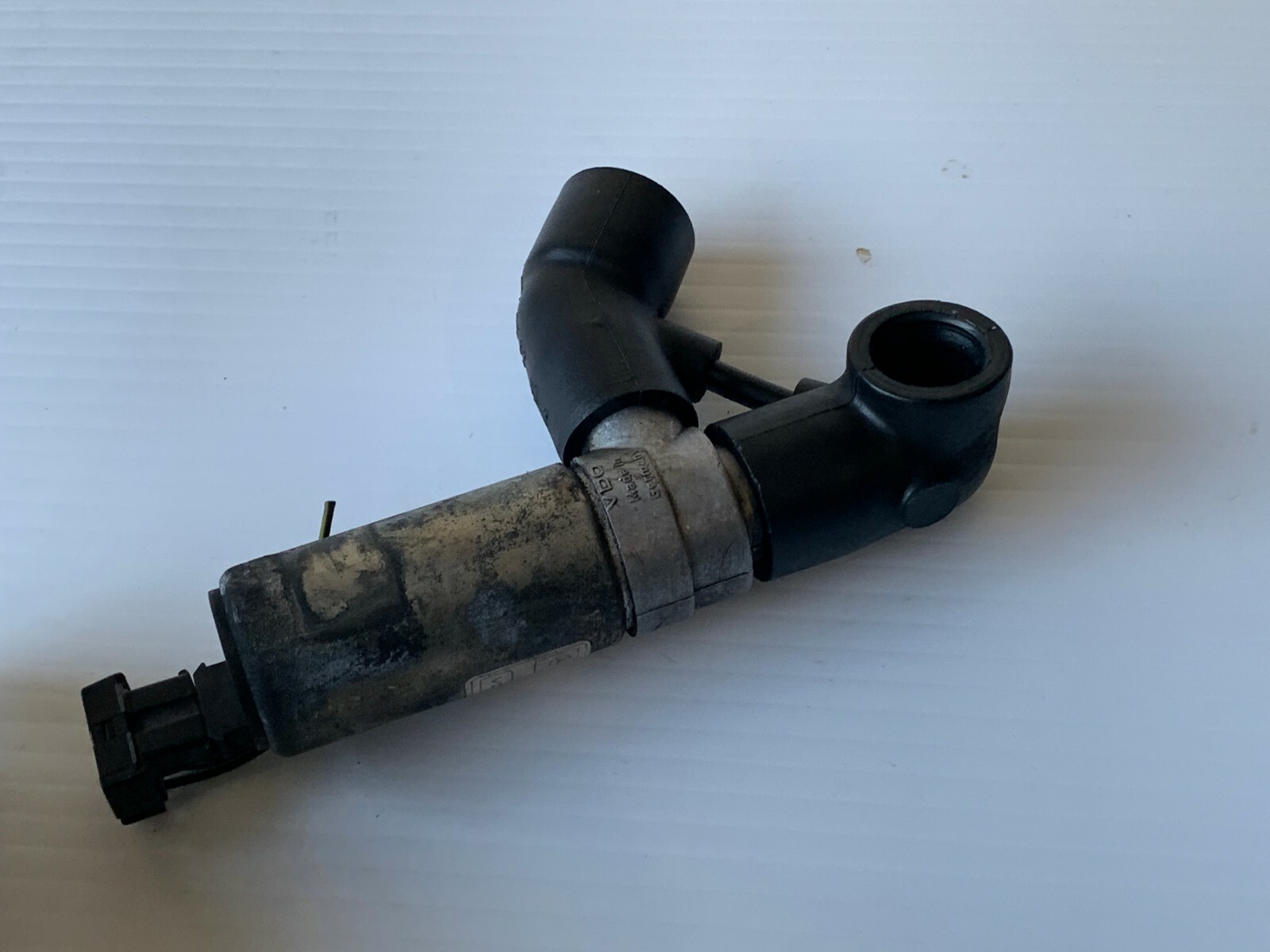 1986 - 1991 Mercedes S-Class Idle Air Speed Control Valve Unit 000 141 ...