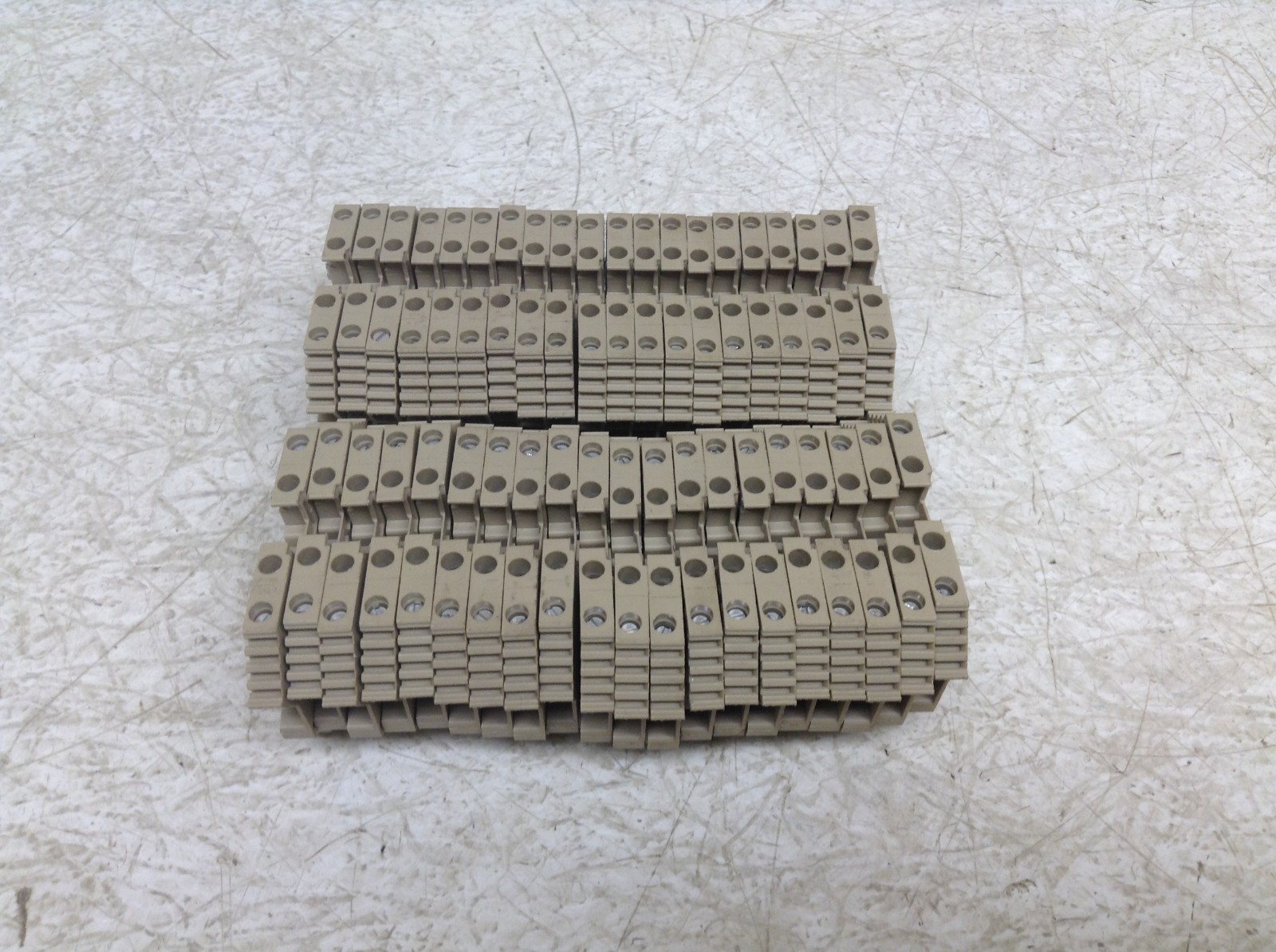 Conta Clip RK 2.5-4 ZRL Tan Wire Terminal RK 2,5-4 ZRL RK2.5-4ZRL Lot ...