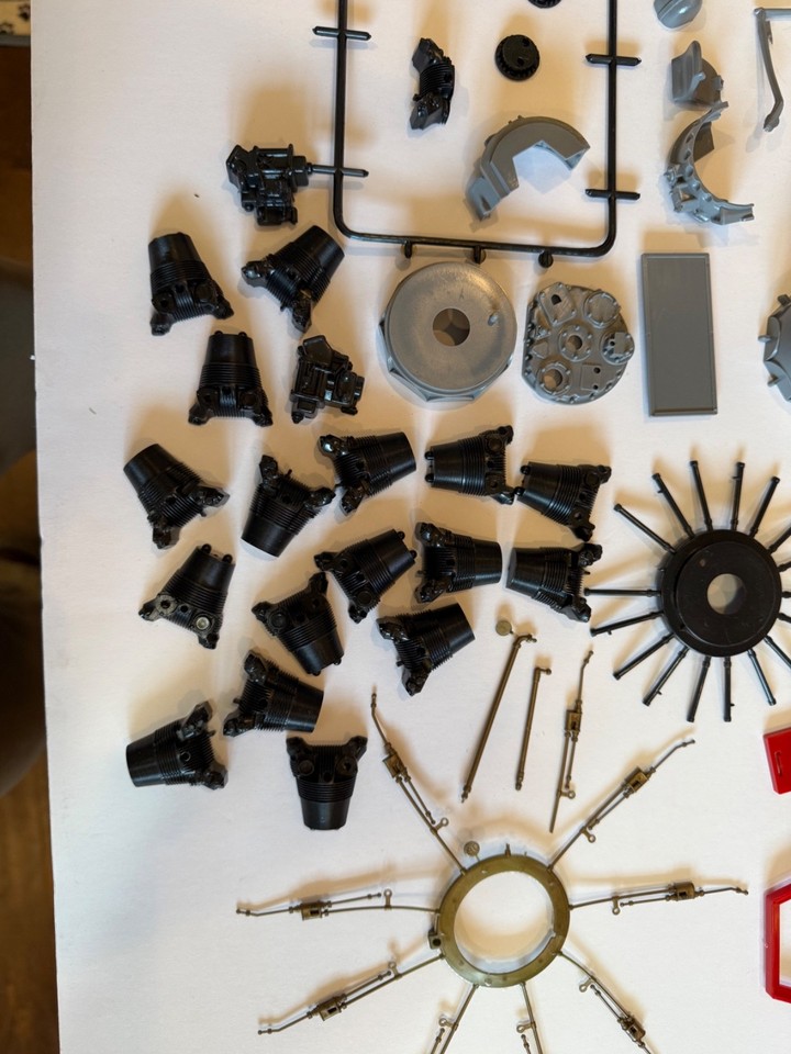 Monogram Wright Cyclone Radial Aircraft Engine Model Kit RARE Vintage ...