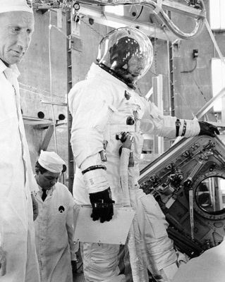 APOLLO 13 BACKUP ASTRONAUT JACK SWIGERT 11x14 GLOSSY PHOTO PRINT | eBay