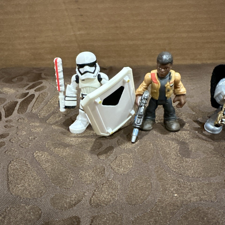 STAR WARS GALACTIC HEROES REY, FINN, SHOCK TROOPER W/SHIELD & CAPTAIN ...