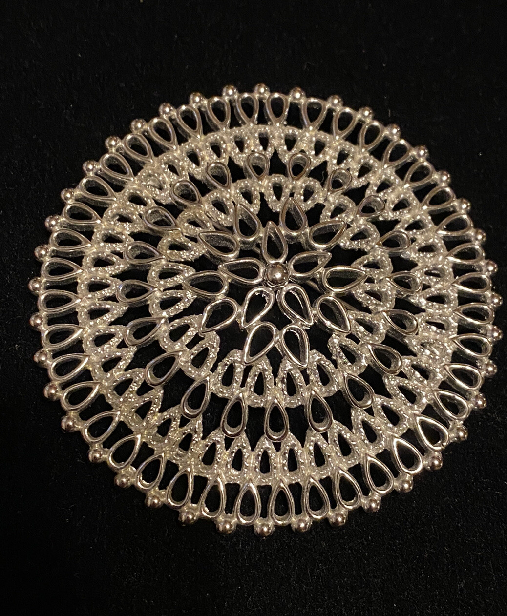 Sarah Coventry Large Round Flower Ornate Filigree Sil… - Gem