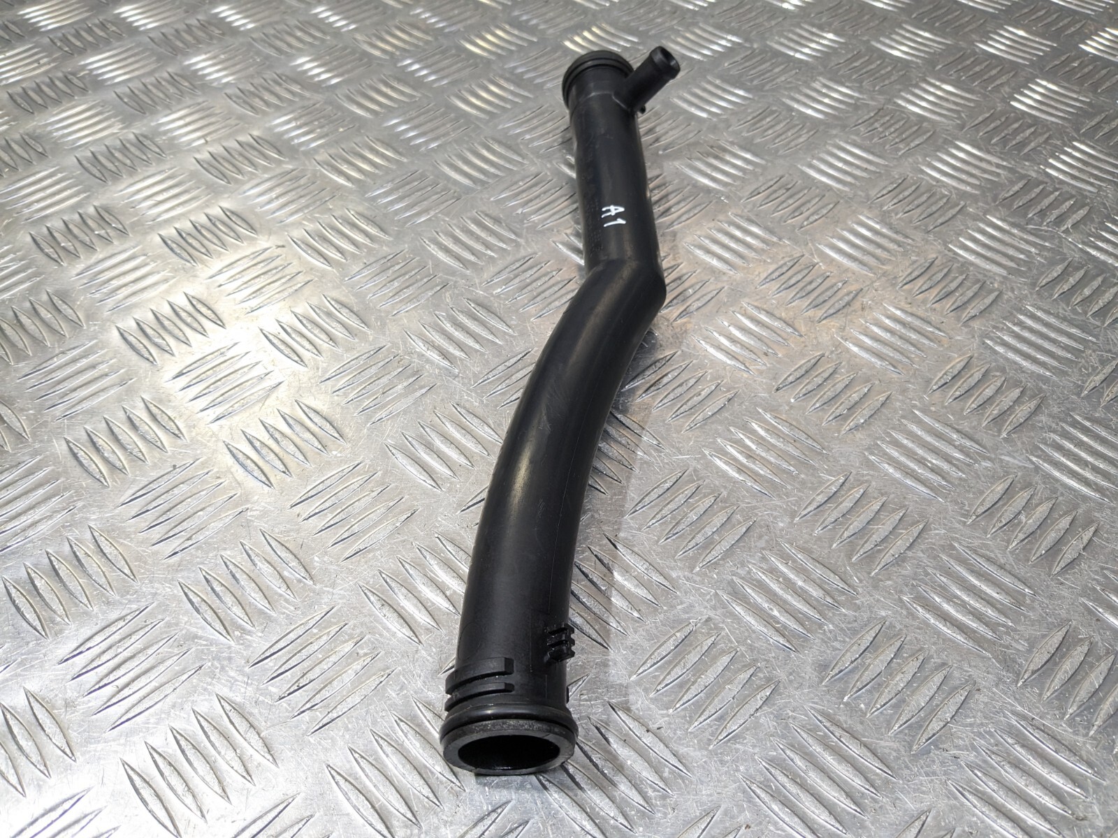 VW SKODA Seat Audi A3 1.4 TFSI Water Coolant Pipe 03C121065B for sale ...