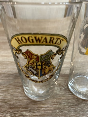 Lot of 5 Harry Potter Hogwarts Glasses/Beer Glasses 16oz | eBay