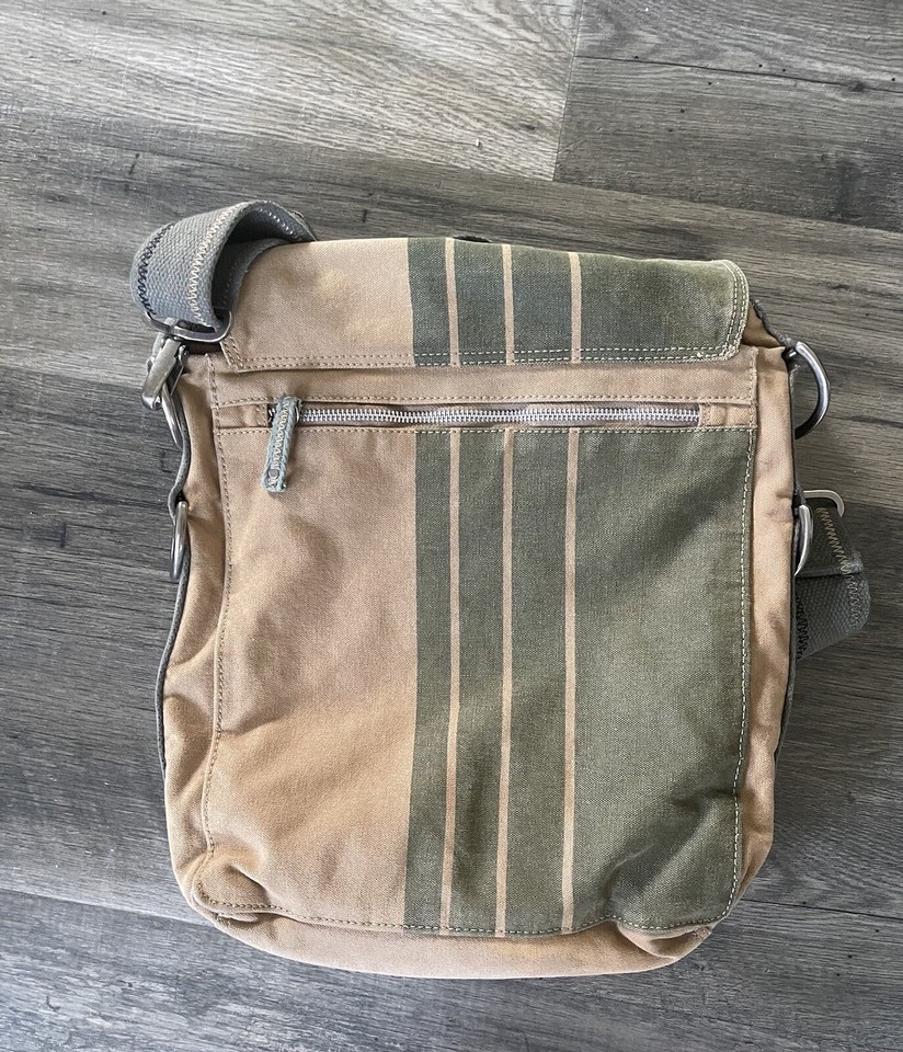 Fossil Duck Canvas Messenger Bag Ton/green Flap 12” X 13” Adjustable ...