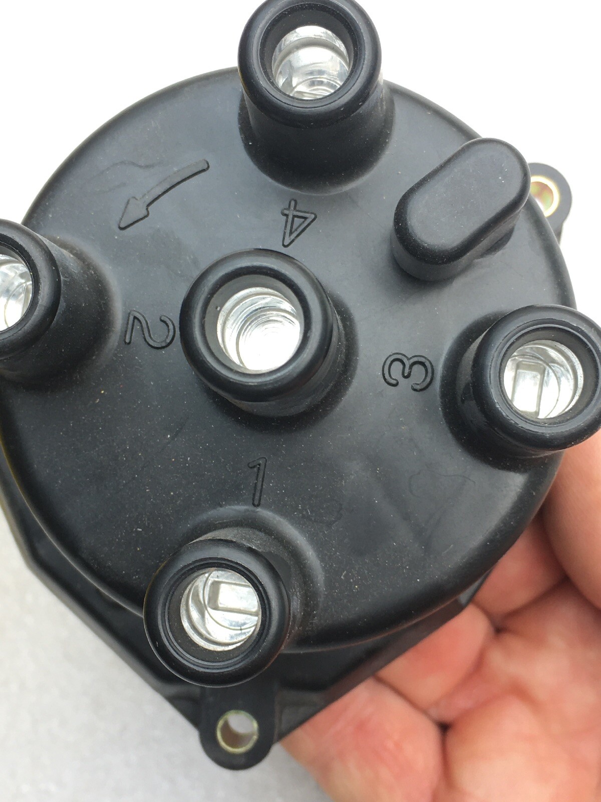 GH668 BOSCH DISTRIBUTOR CAP NISSAN NX PULSAR SUNNY GTI | eBay Australia