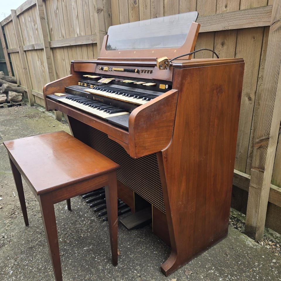 Hammond T500 1970s Electric Organ with music stool | eBay UK