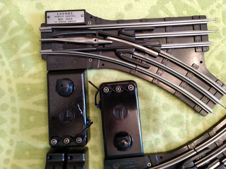 Lionel 022 one pair of switches with controllers - tested | eBay