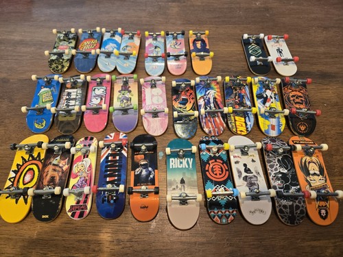 Tech Deck Finger Skateboard Lot of 29 Complete Boards | eBay