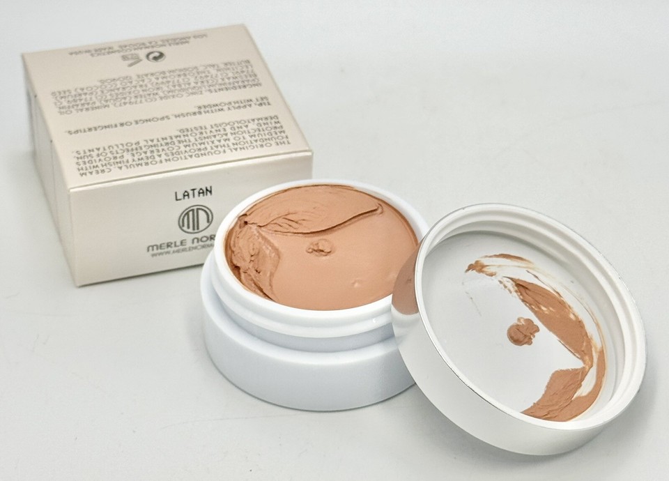 Merle Norman Powder Base Original Formula - LATAN - 0.75 oz. Full Size ...