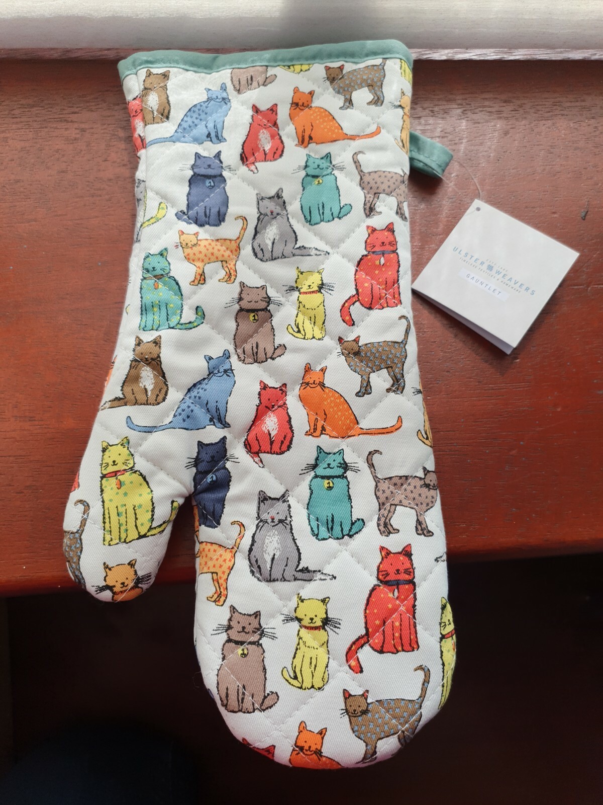 Catwalk GAUNTLET cat oven glove CATS oven mitt one hand ovenglove ...