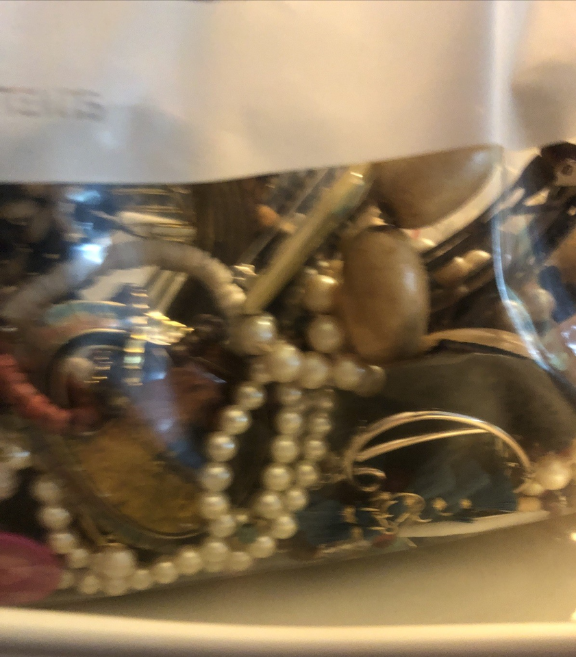 Over 1 Pound Jewelry Vtg Modern Lot Craft Junk Some Wearable Resell ...