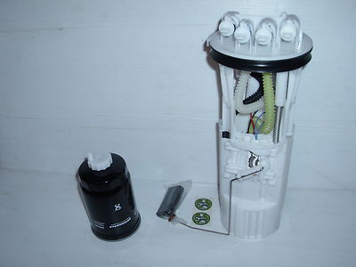 LAND ROVER DEFENDER 90 TD5 IN TANK FUEL PUMP & SENDER UNIT WITH FUEL ...