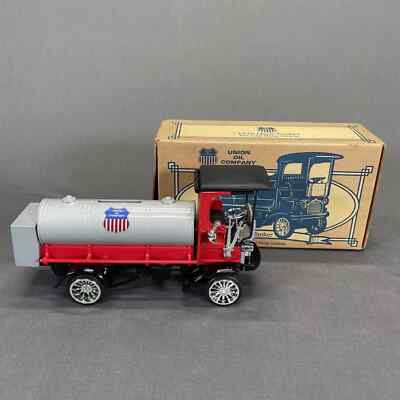 NIB Ertl 1910 Mack Tanker Die-Cast Metal Vehicle Union Oil Company ...