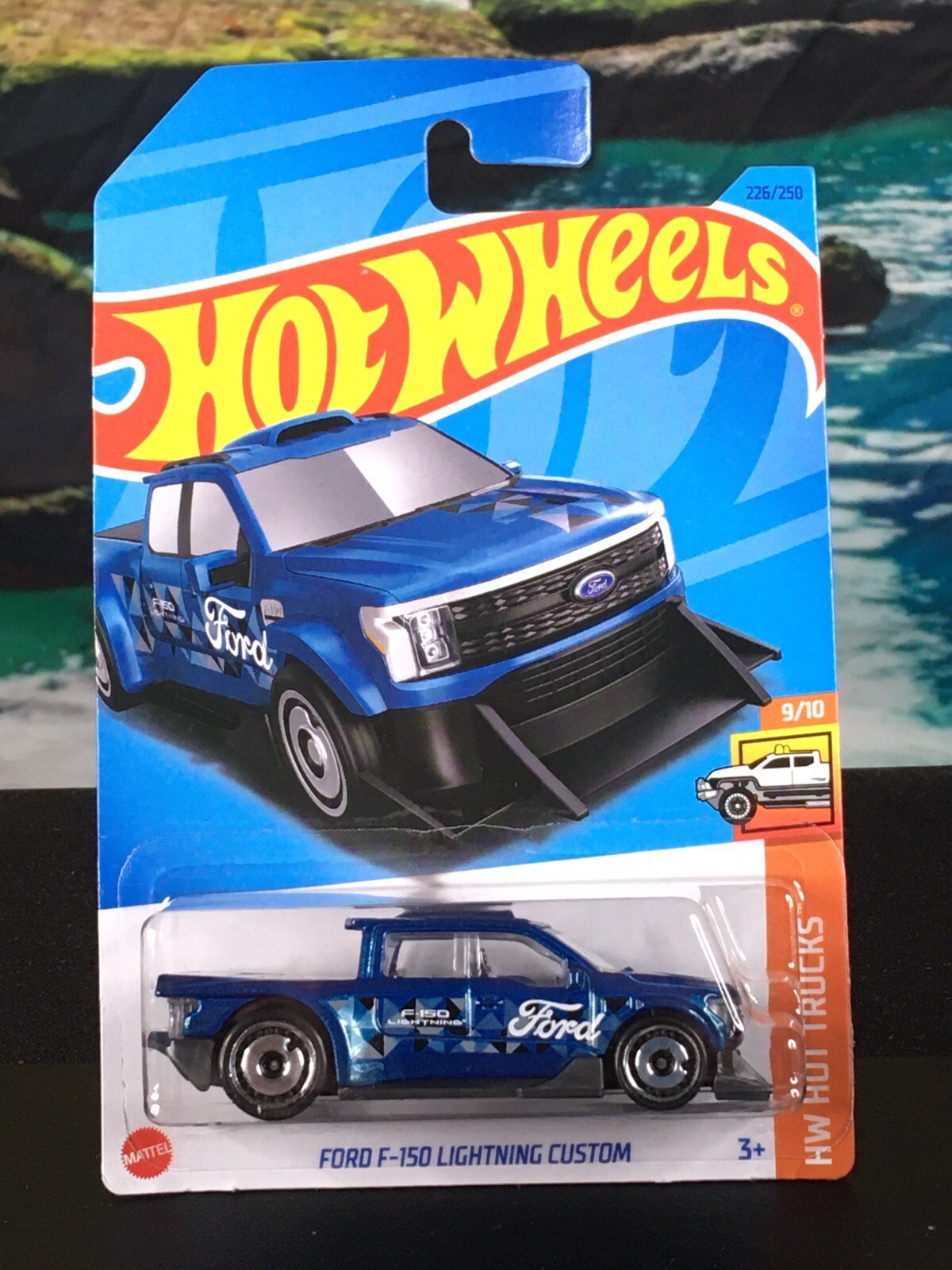 Hot Wheels Ford F-150 Lightning Custom #226 HW Hot Trucks #9/10 Blue ...