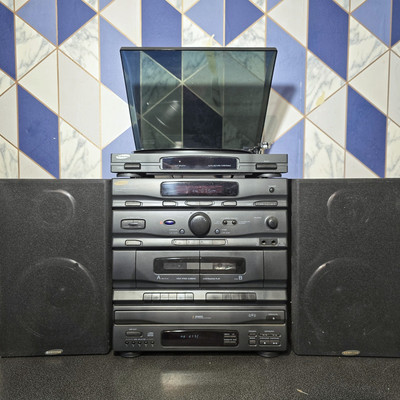 Samsung SCM-8300 Hifi Stereo CD Tuner, Tape, Turntable w/ Speakers ...