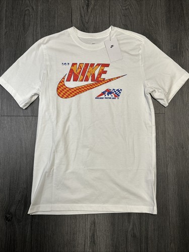 Nike Sportswear Sole Rally Tee Men's T-Shirt Size Medium NWT FQ3758-100 ...