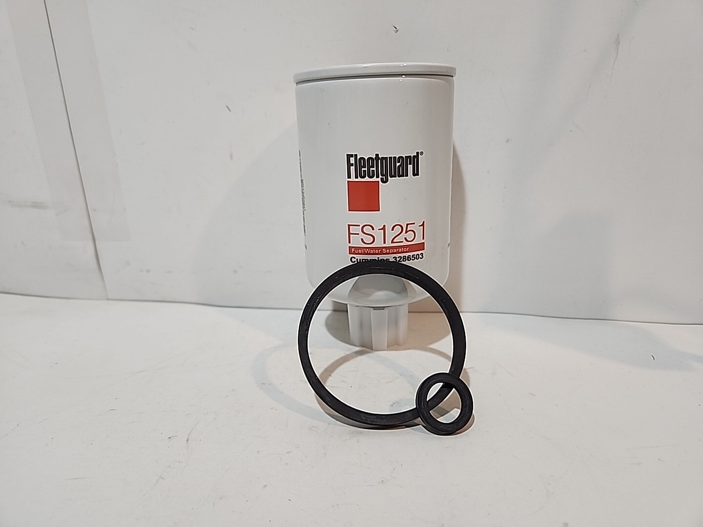 FLEETGUARD FS1251 - Fuel filter cross reference