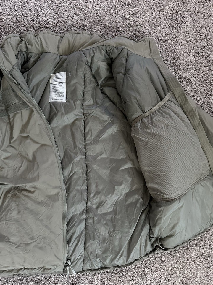 Military ECWCS GEN III Level 7 Parka, Size X-Large Regular. Extreme ...