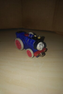 Gullane Thomas the Train 2004 Magnetic Diecast FERGUS Train Engine Car ...