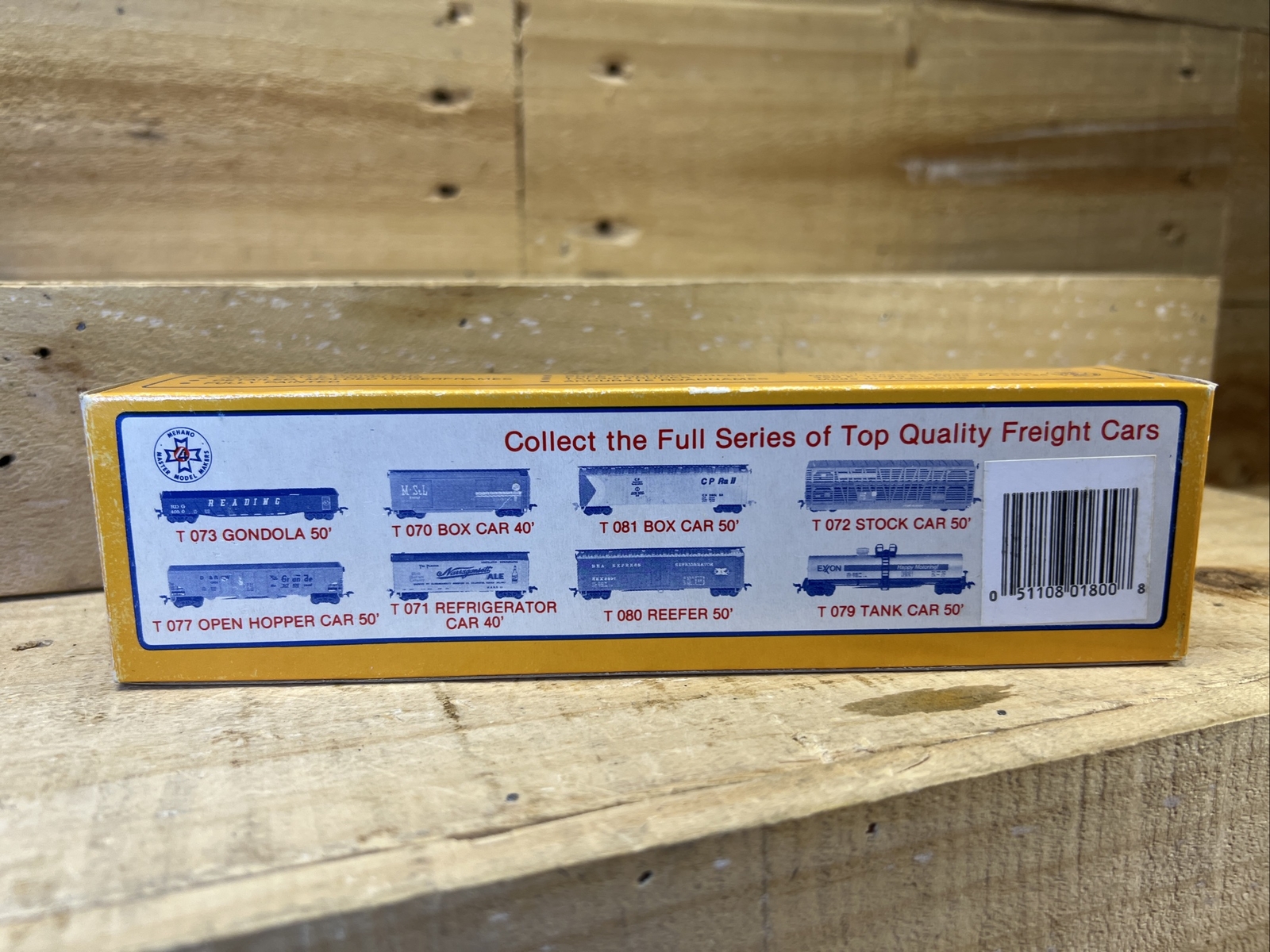 HO Scale Mehano Pacific Fruit Express Box Car Orange P.F.E. #45698 New ...