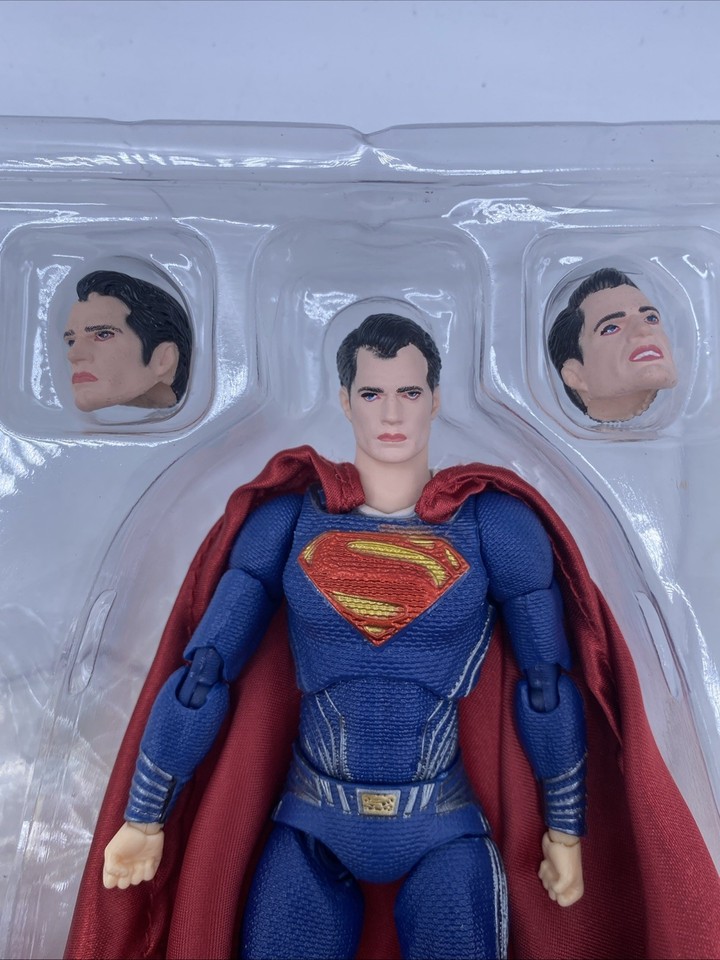 Mafex NO 057 Superman Justice League DC Comics Action Figure Medicom ...