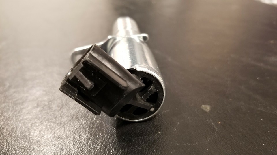 OEM 12615873 Variable Valve Timing Solenoid VVT for Chevy Buick GMC ...