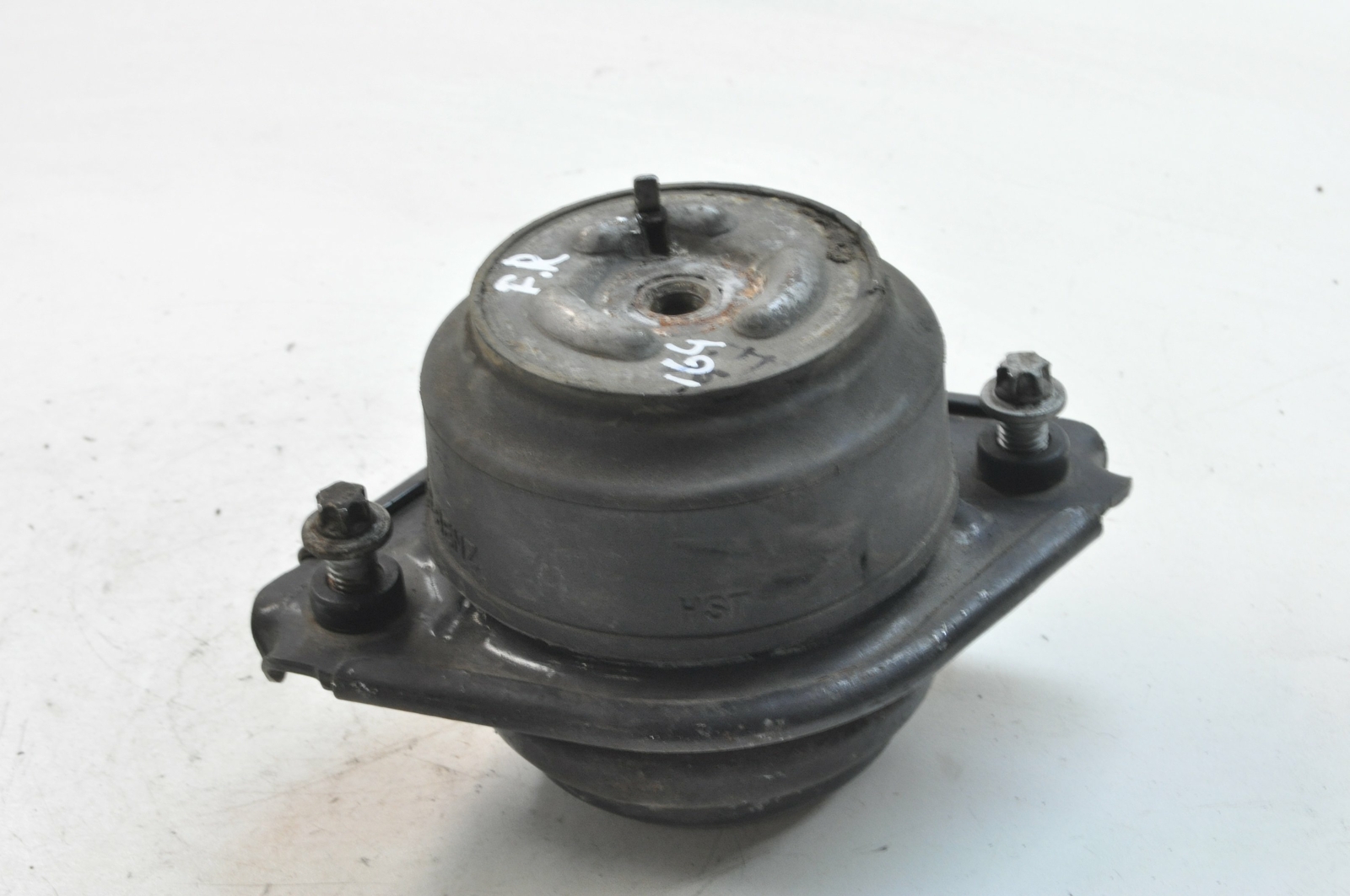 MERCEDES W164 ML320 CDI 2008 Right Side Engine Mount A2512404417 ...