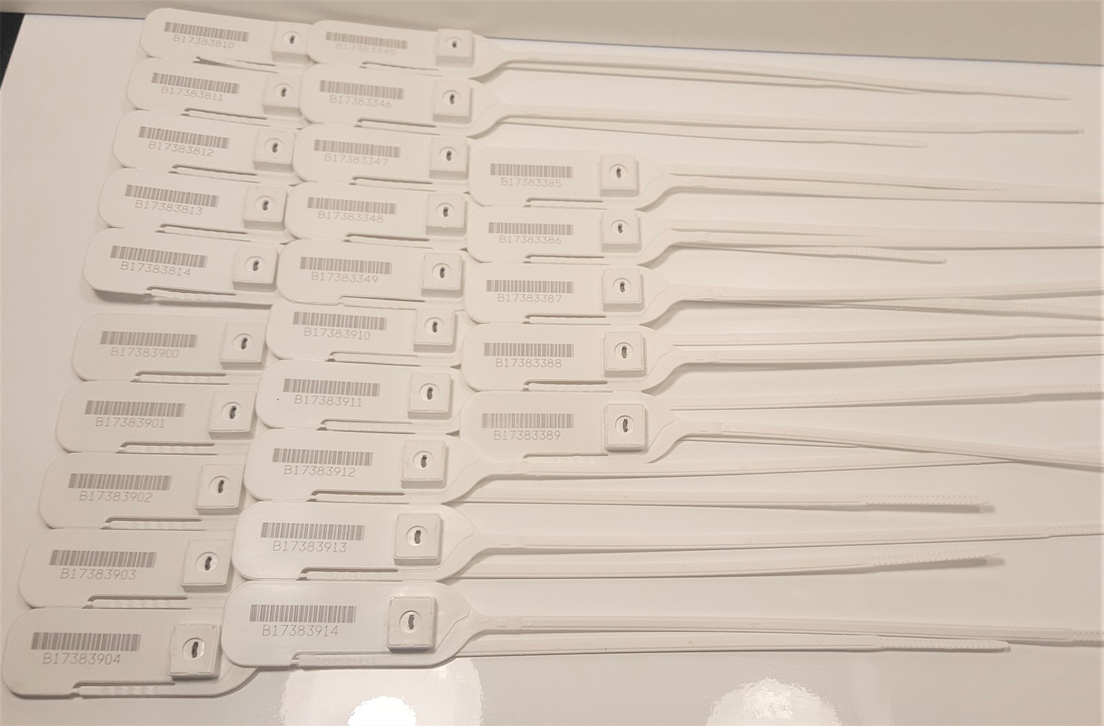 Lot of 50 White Plastic Barcode Rat Tail Inventory Barcode Security ...