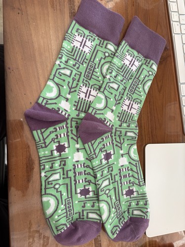 Socks - GitHub Logo Computer Circuit Theme Purple Green - BRAND NEW | eBay