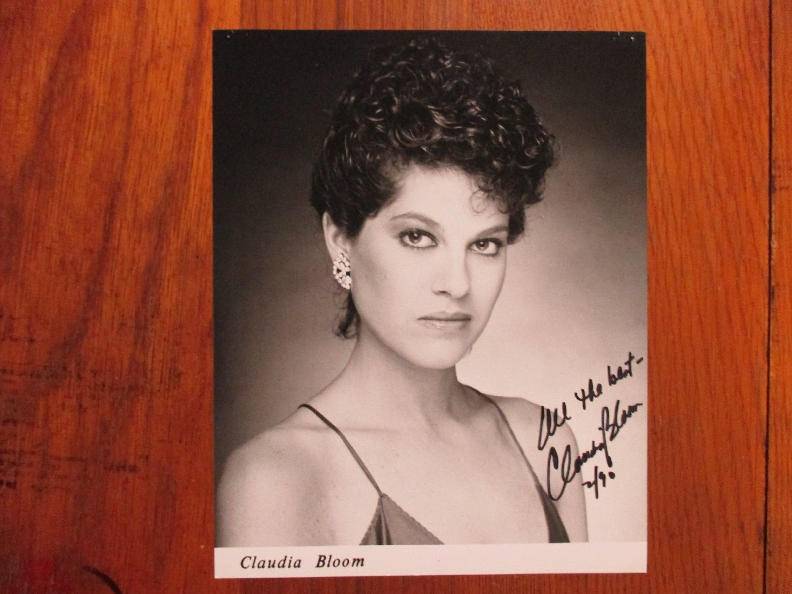 CLAUDIA BLOOM ("Book of Love/The Baby-Sitters Club") Signed 8 X 10 B ...