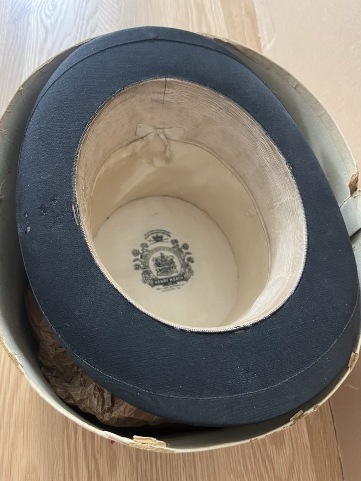 VINTAGE SILK TOP HAT HENRY HEATHY HAT MAKERS TO HIS MAJESTY THE KING ...