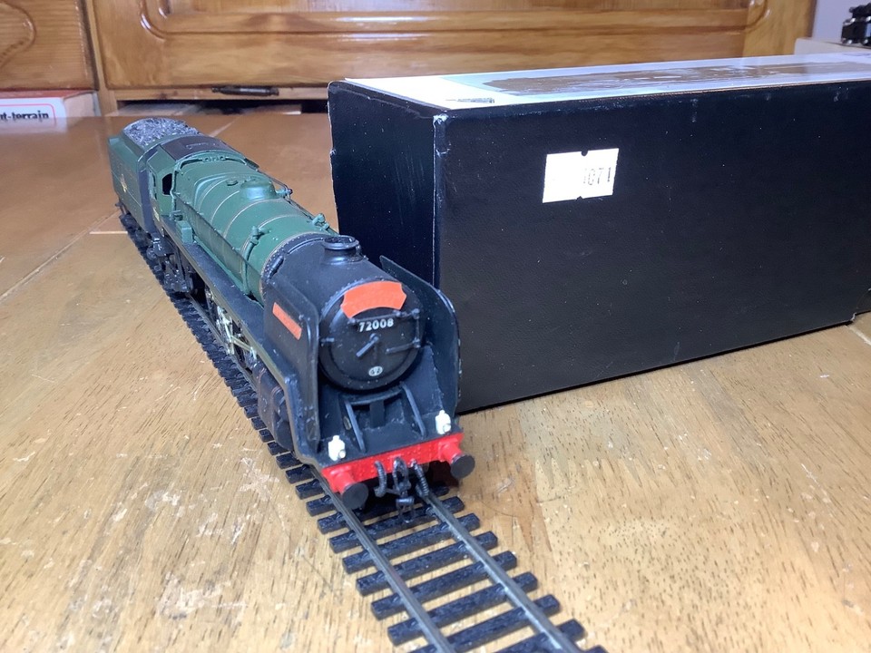 DJH Kit Built OO Gauge BR 4-6-2 Standard Class 6 Locomotive 72008 Clan ...