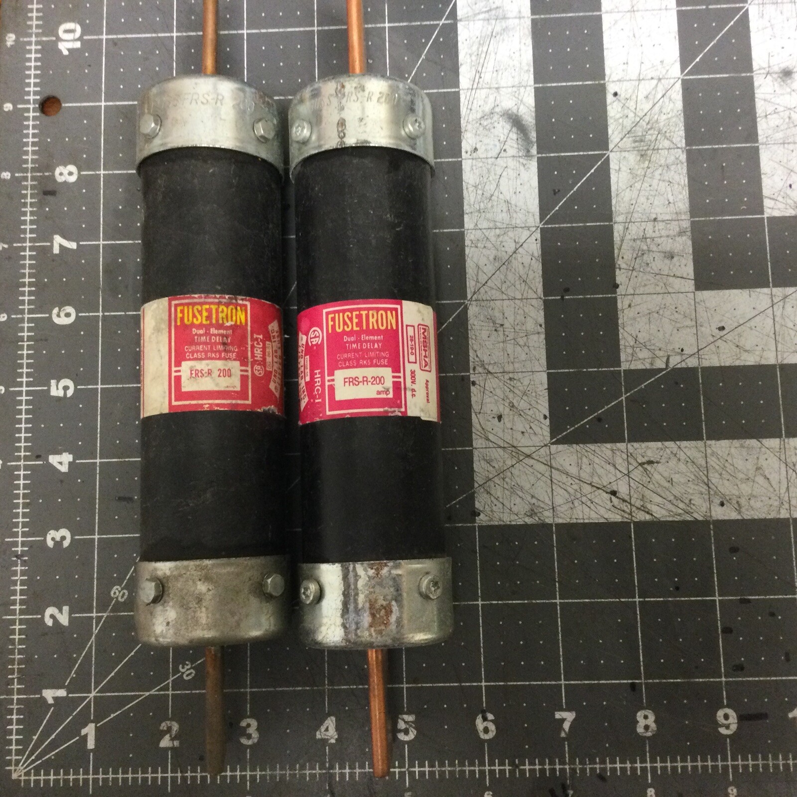 Bussmann FRS-R-200 ( Lot Of 2) Fusetron Dual-Element Time Delay Fuse ...