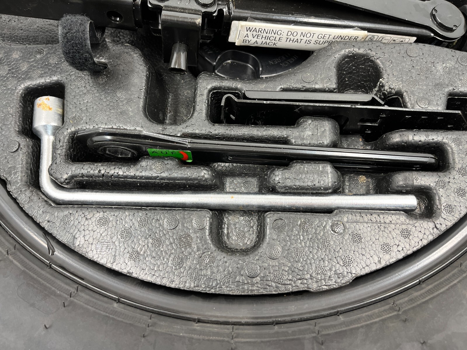 12-19 MERCEDES BENZ GL ML GLE GLS W166 OEM SPARE WHEEL TIRE TOOL KIT ...