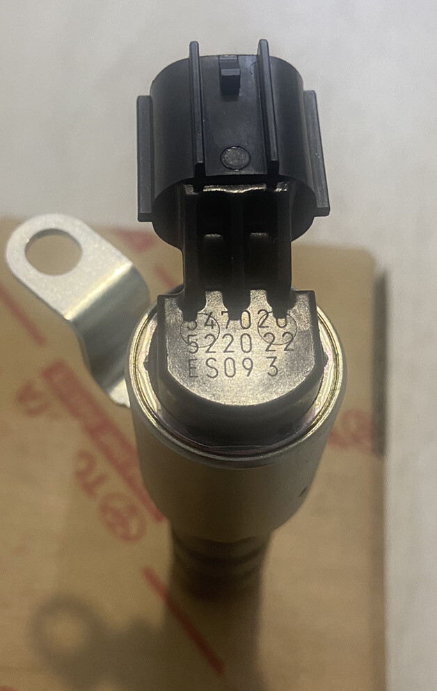 15330-47020 GENUINE TOYOTA VALVE ASSY CAM 1533047020 OEM | eBay
