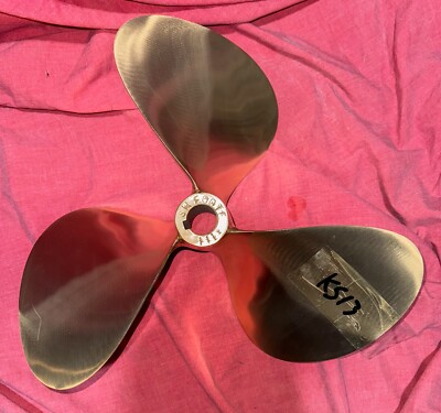 Chris Craft 16 x 20 3 Blade Bronze Right Hand Inboard Propeller 1.25 ...