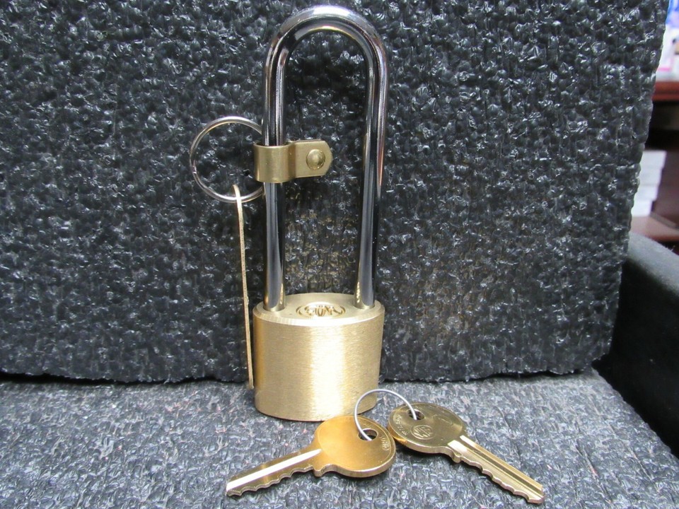 WB Wilson Bohannan Brass 3" padlock, With 2 Keys and Blank Key Tag ...