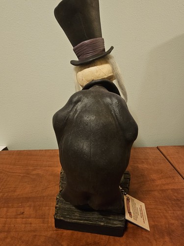 Hat Box Skeleton - Original Sculpture 2019 David Everett / Chicken Lips ...