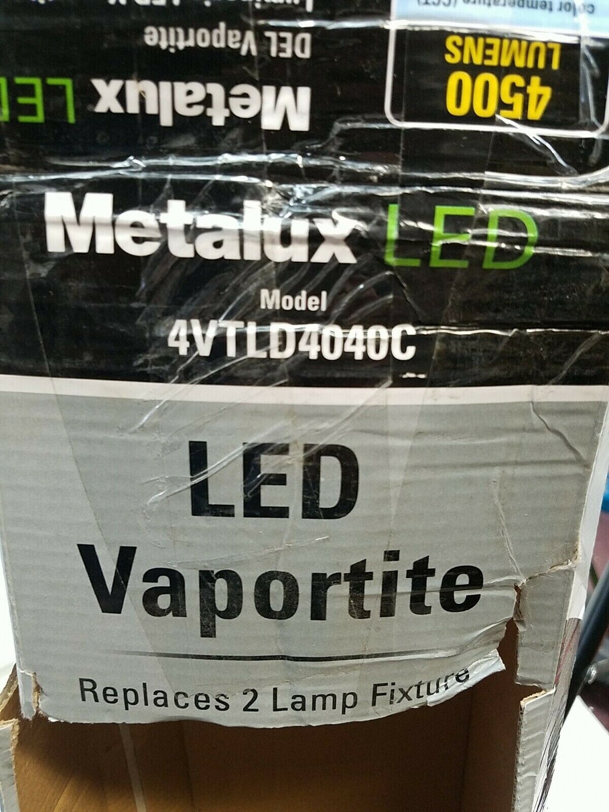 Metalux 4VTLD4040C-4' 39-Watt White LED 4500-Lumens Commercial ...