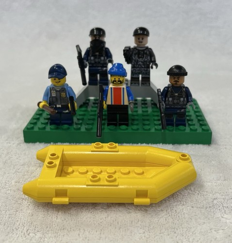 Lot Of 5 LEGO Commando SEAL Team Mini Figs with Weapons and Lifeboat | eBay