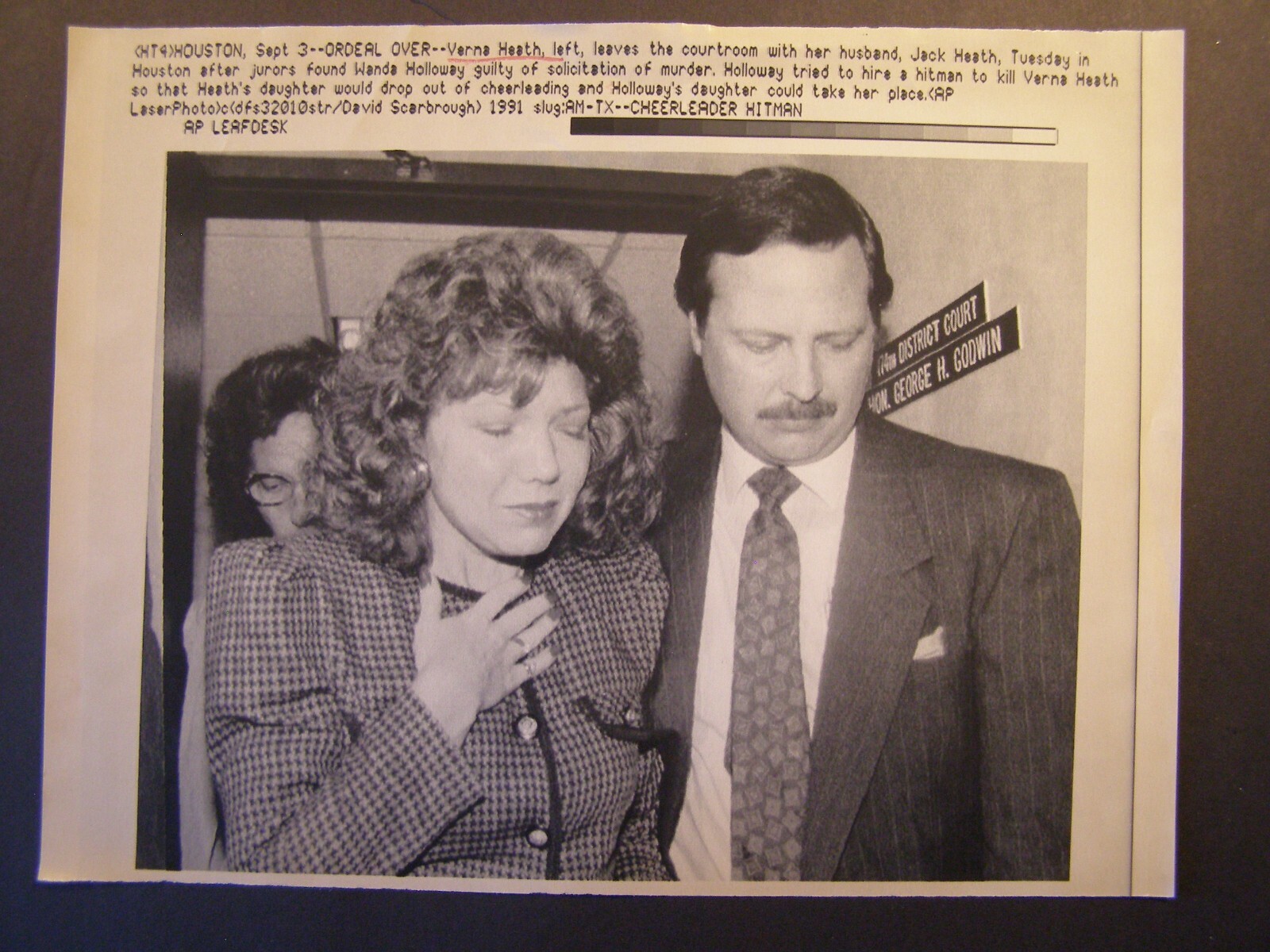 AP Wire Press Photo 1991 HS Cheerleader mother Verna Heath & husband ...